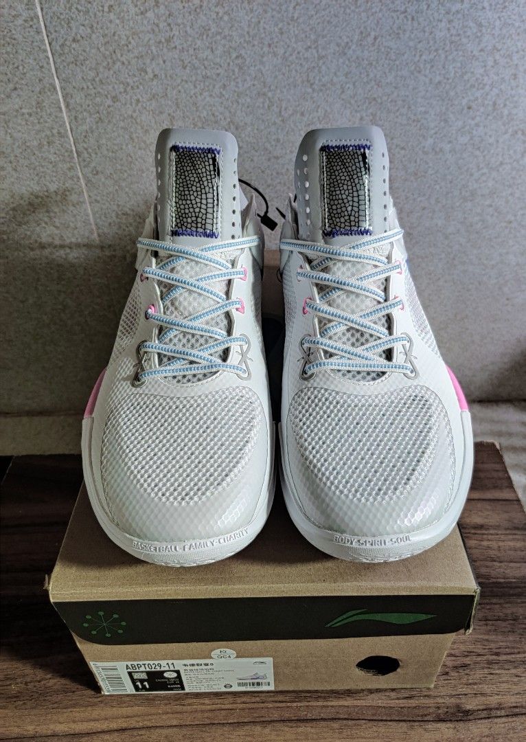 Li Ning WoW Fission 8 'Wing Vein', Men's Fashion, Footwear, Sneakers on ...