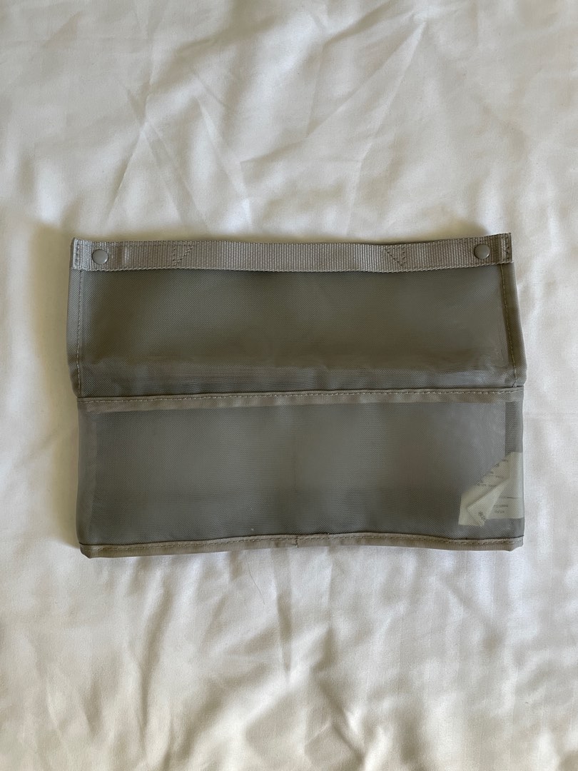 Muji Nylon Mesh Self-Standing Pouch, Men's Fashion, Watches ...