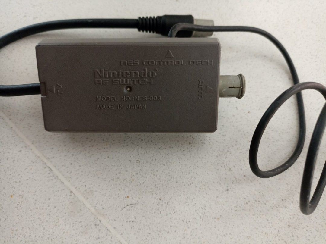 Nintendo NES RF Switch NESP-003 PAL Vintage, Video Gaming, Gaming ...