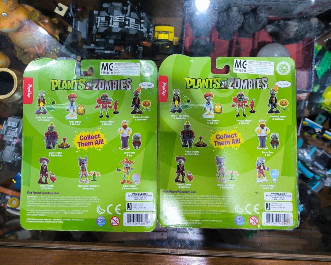 PLANTS VS ZOMBIES FIGURE ( SET OF 2), Hobbies & Toys, Toys & Games on ...