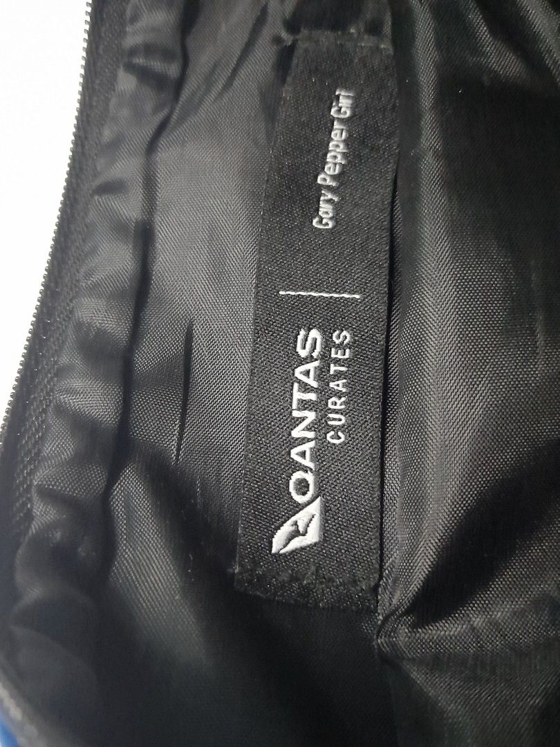 Qantas Qurates ( Qantas Airlines) Bag x Designer Gary Pepper Girl ...