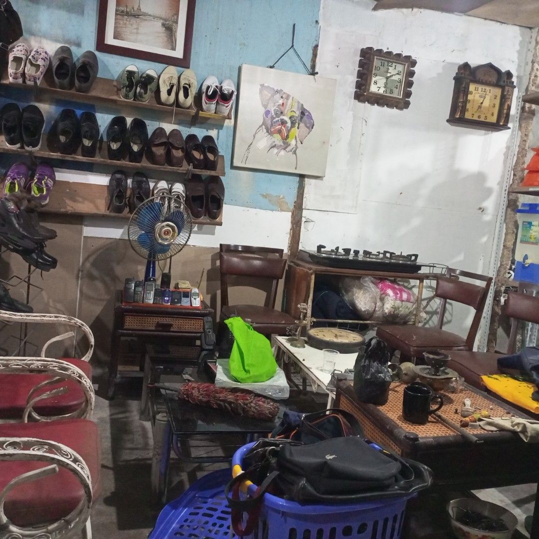 Toko Jual Beli Barang Bekas/Second, Baru, Antik, Jadul, dan Lama Daerah ...