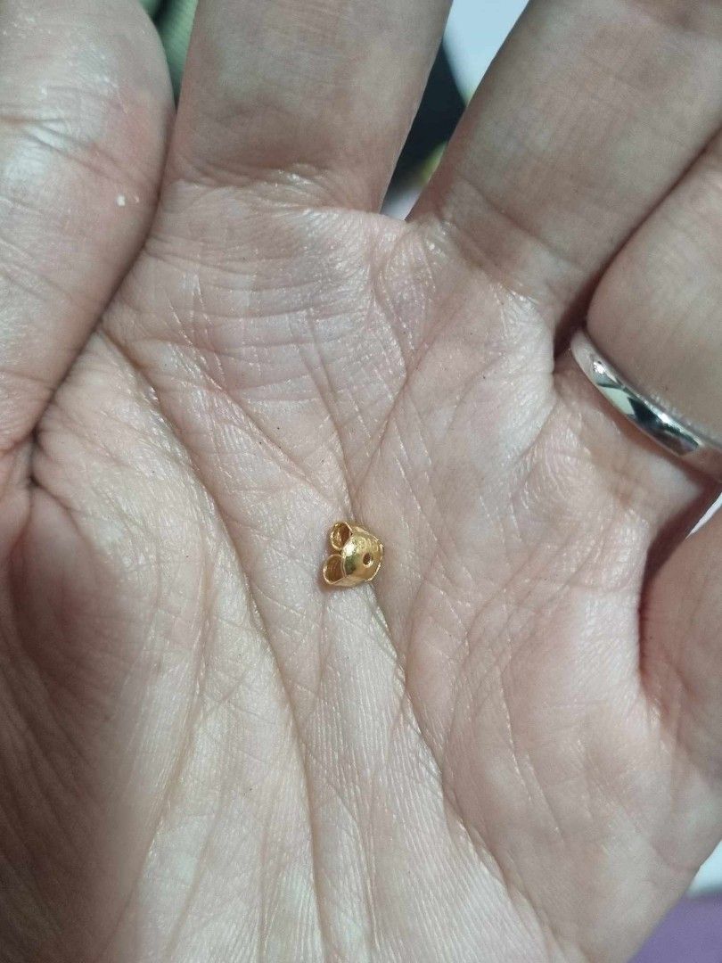 22k gold pakaw 1 piece, Women's Fashion, Jewelry & Organizers, Earrings ...