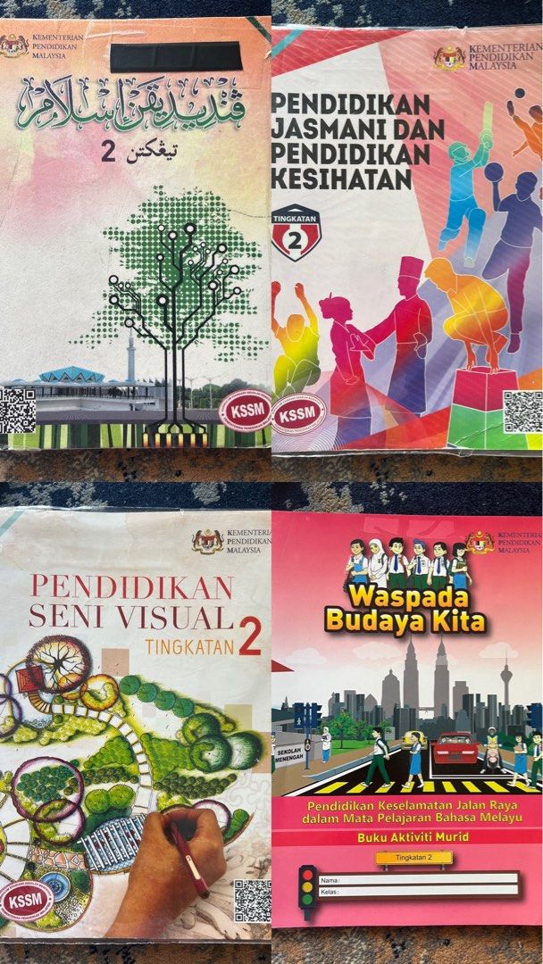 Buku Teks Tingkatan 2 & Buku Komsas BM/BI, Hobbies & Toys, Books ...
