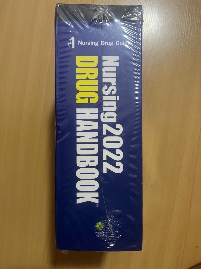 Drug Handbook 2022, Hobbies & Toys, Books & Magazines, Textbooks on Carousell