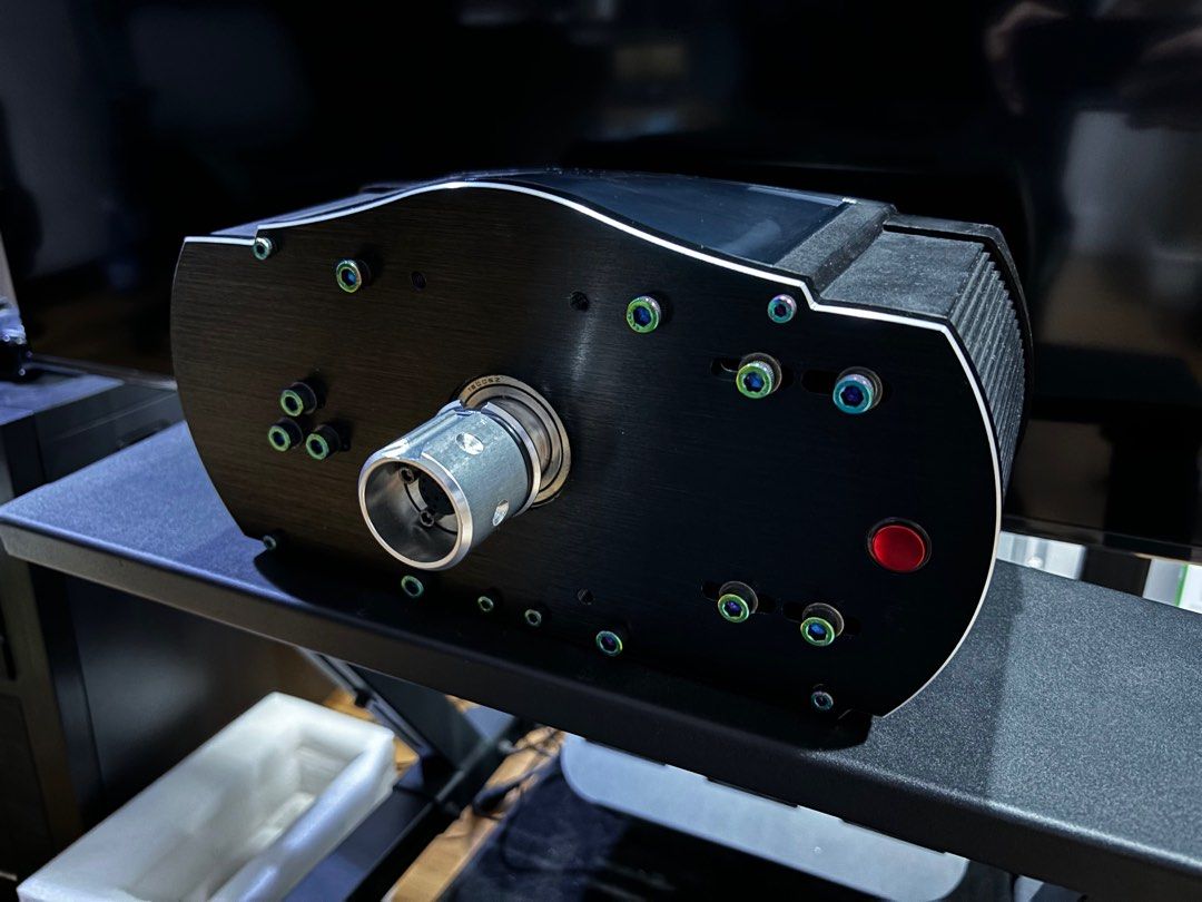 Fanatec Clubsport CSW V2 Wheel Base i33t, Video Gaming, Gaming ...