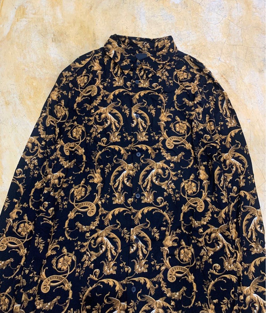 Hnm Batik Limited Edition, Fesyen Pria, Pakaian , Atasan di Carousell