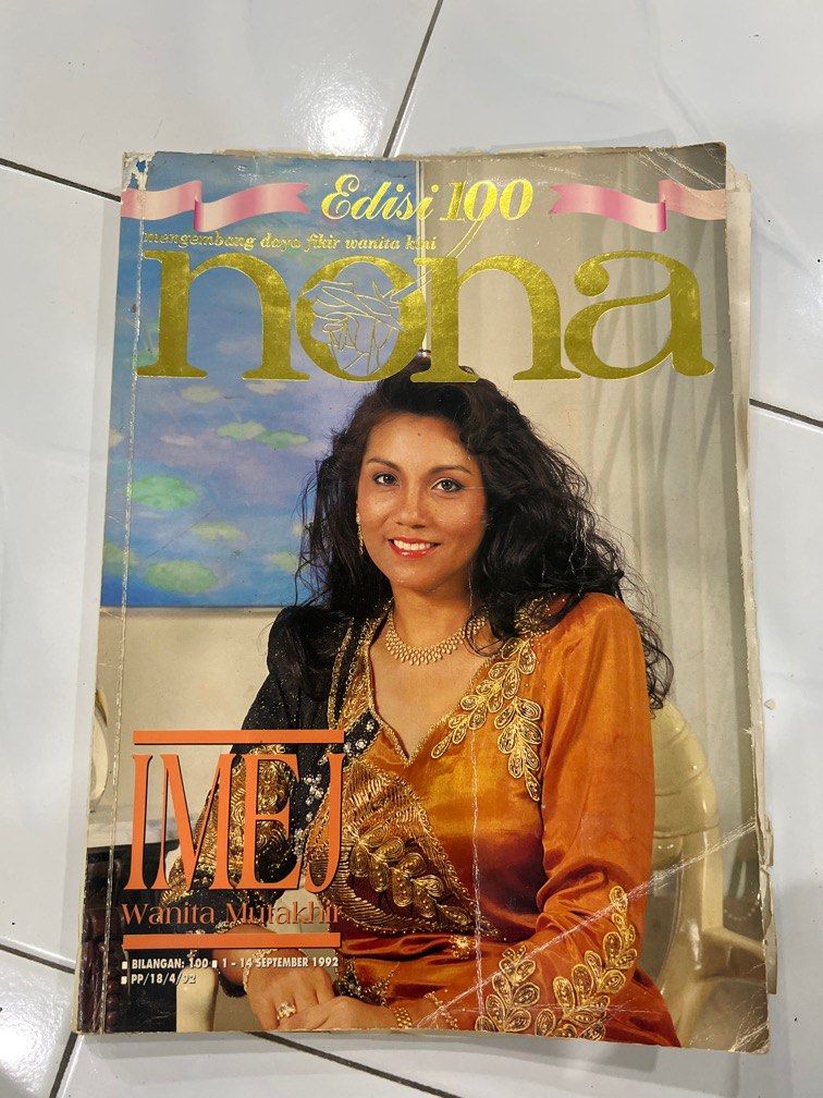 Majalah Nona Edisi 100, Hobbies & Toys, Books & Magazines, Magazines on Carousell