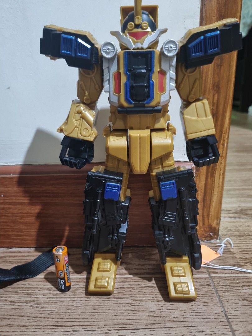 Power ranger robot, Hobbies & Toys, Toys & Games on Carousell