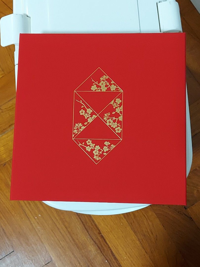 Red Packets - 2024 HSBC Global Private Banking, Hobbies & Toys ...