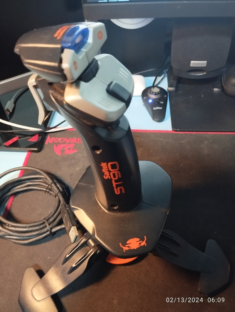 Saitek ST90 USB Flight Stick PS22 Joystick w/ Foldable Legs, Video ...