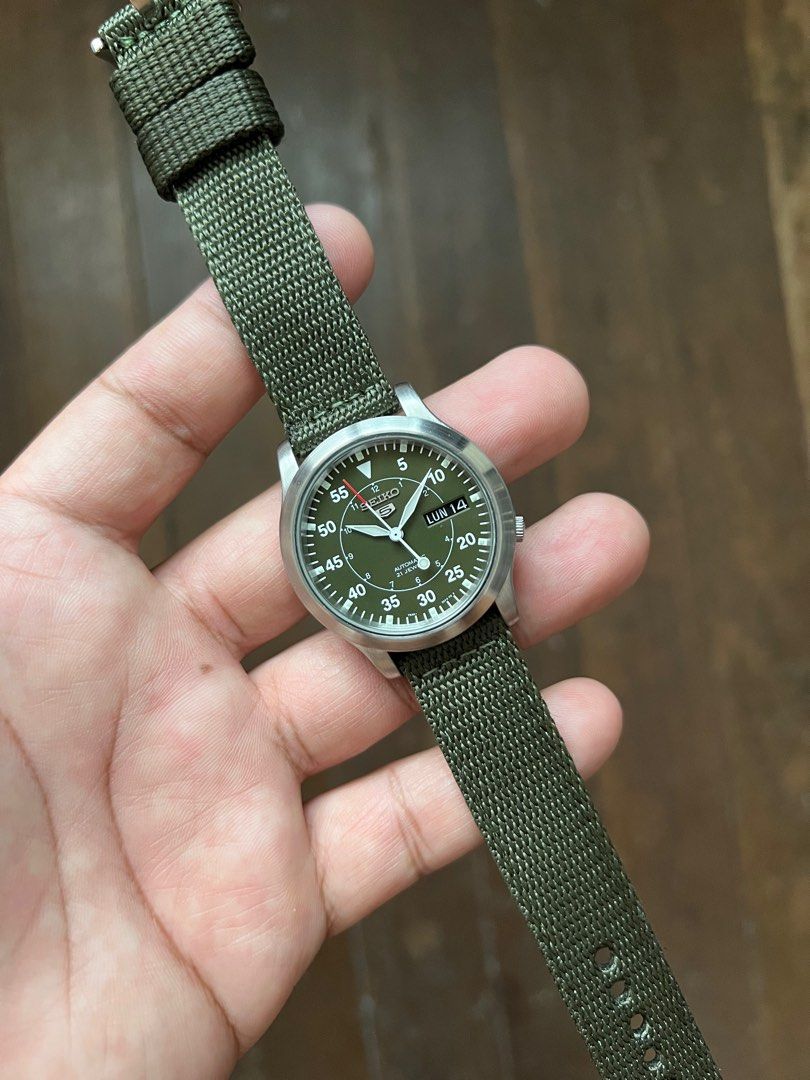 Seiko 5 military green dial, Men's Fashion, Watches & Accessories ...