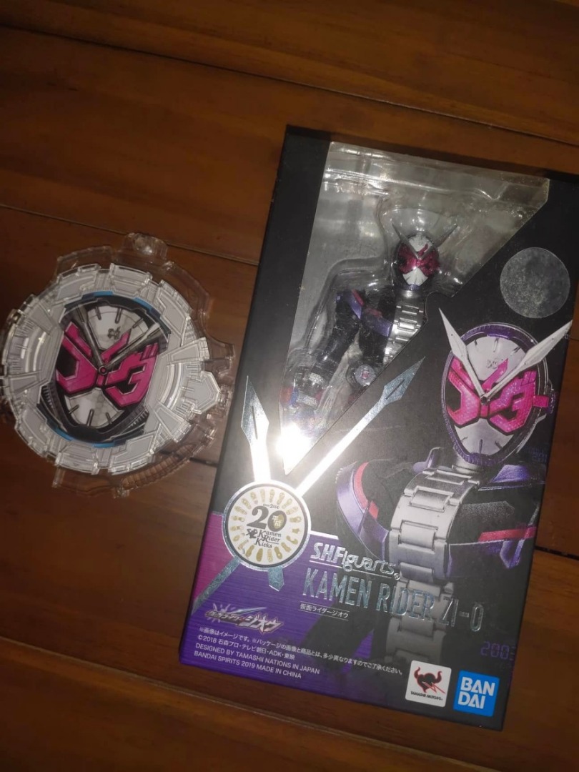 SHF Kamen Rider Zi-O + Base Ori Zi-O Include Sticker, Toys ...