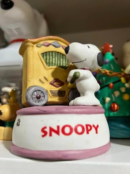 Snoopy Ceramic Figure, Hobbies & Toys, Memorabilia & Collectibles ...