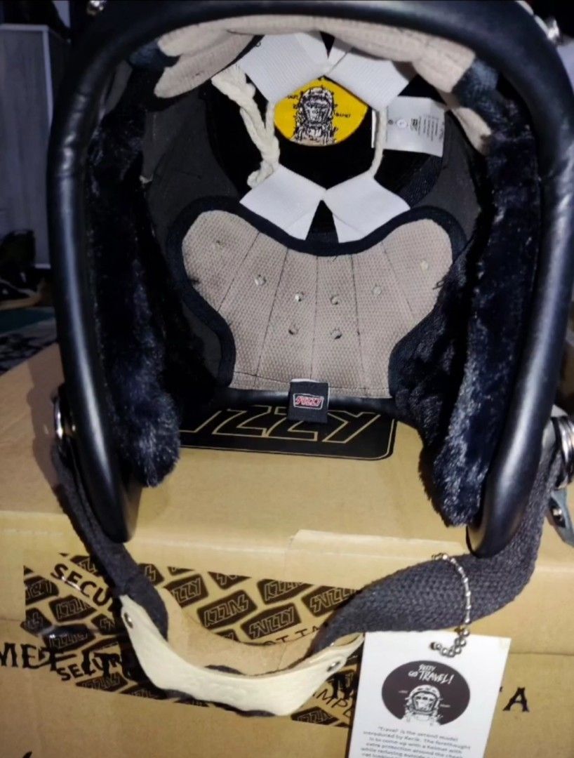 Suzzy Helmet L size limited Edition, Auto Accessories on Carousell