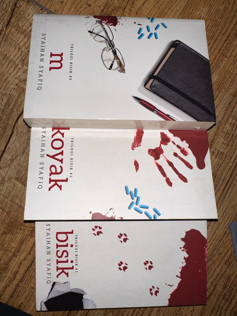 Trilogi Bisik, Bercakap Dengan Jin, Gelap dan Kacau Fixi, Hobbies ...