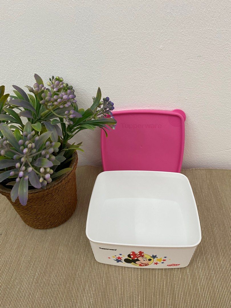 Tupperware Minnie Snack Box Set, Furniture & Home Living, Kitchenware ...