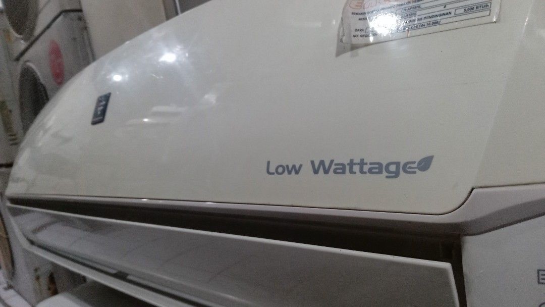 AC Sharp Eco Plasmacluster R32 Lowwatt 1/2pk, Elektronik, Lainnya di ...