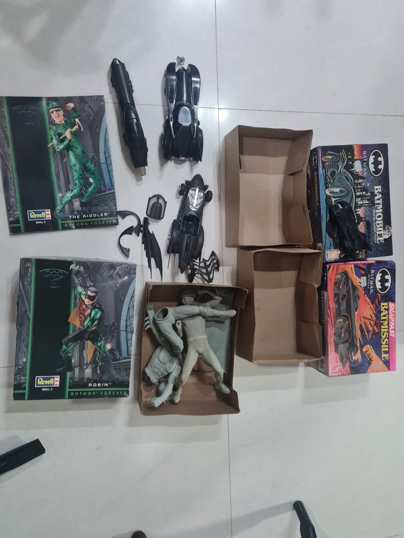 Batman batmobile robin riddler, Hobbies & Toys, Toys & Games on Carousell