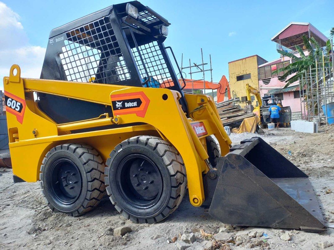 Bobcat 605 Bobcat skid steer wheel loader mini loader, Special Vehicles ...