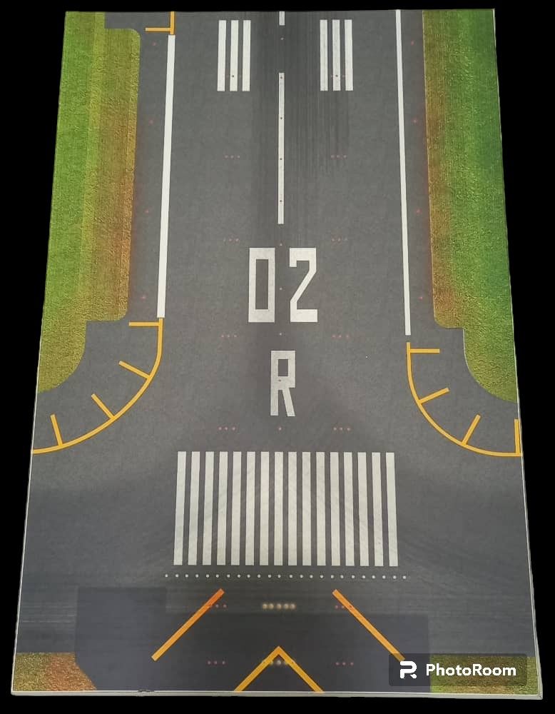 Diorama Airport Runway, Hobbies & Toys, Toys & Games on Carousell