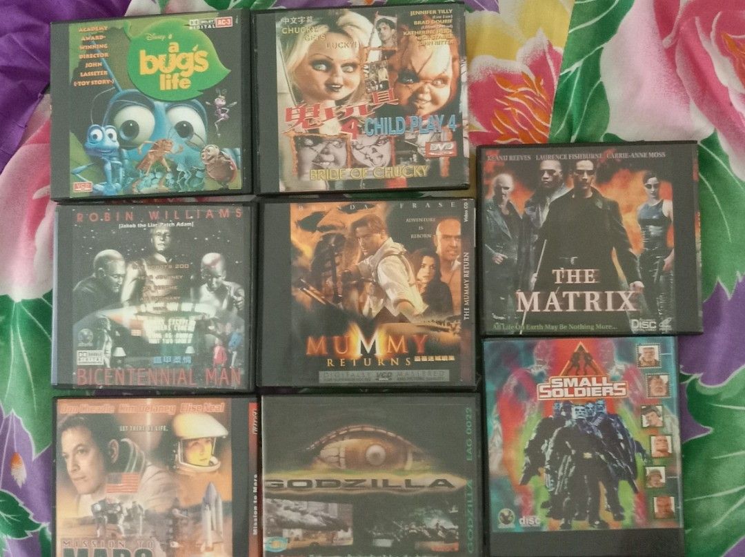 DVDs old movie's, Hobbies & Toys, Music & Media, CDs & DVDs on Carousell