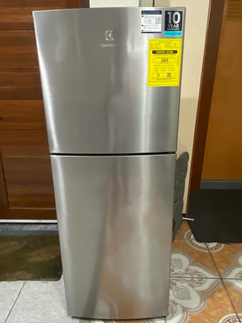 ELECTROLUX REFRIGERATOR INVERTER, TV & Home Appliances, Kitchen ...
