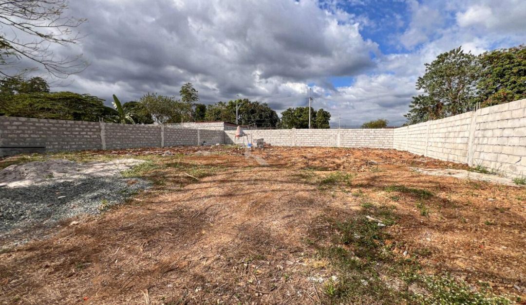 Flat 500 sqm Residential Lot for sale in Mapayapa Village Quezon City ...