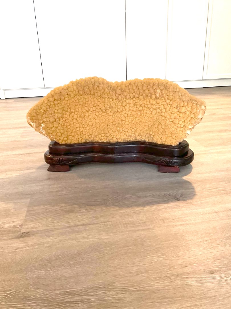 Huge Lip shape crystal, Hobbies & Toys, Memorabilia & Collectibles ...