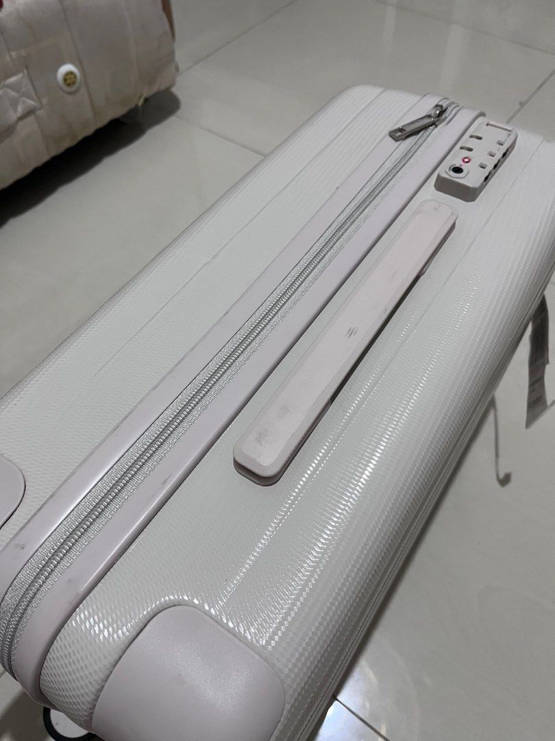 Koper Hanke 20 inch Koper Putih Koper Danke, Telepon Seluler & Tablet ...