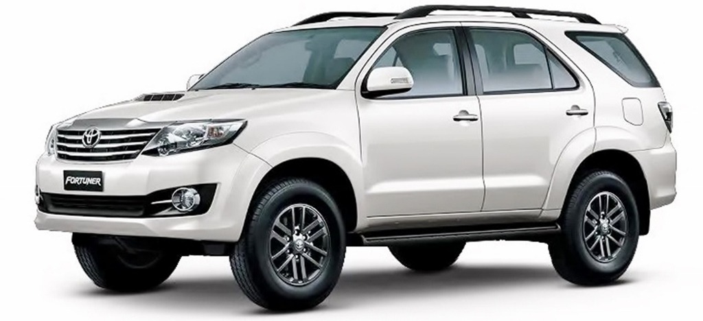 LF: 2015 to 2016 Toyota Fortuner 3.0 V black edition only, Everything ...
