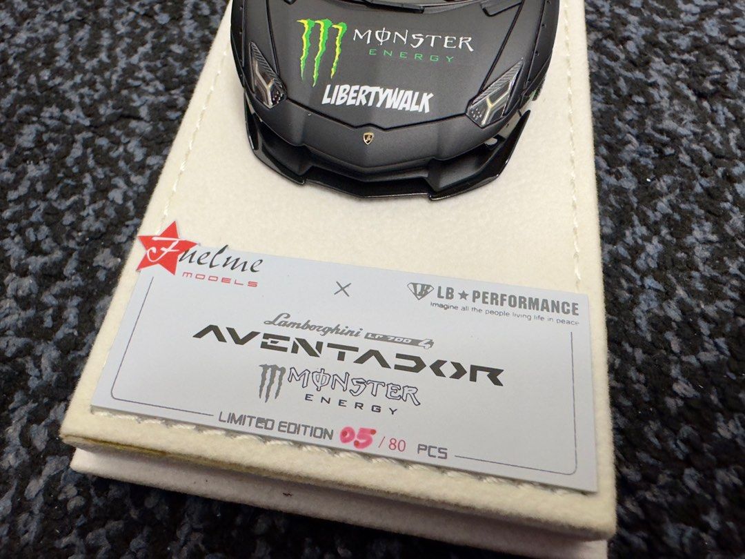 Liberty Walk FM43007LM-G Lamborghini LP700-4 AVENTADOR MONSTER METT ...
