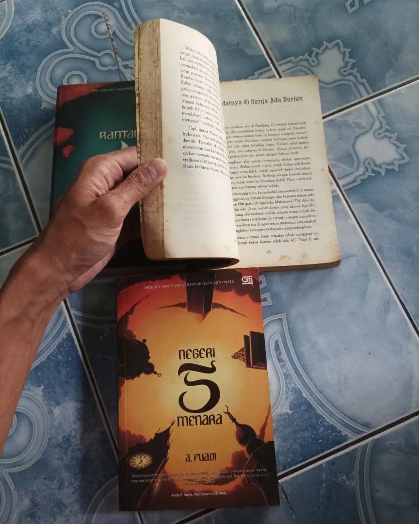 Original Paket Lengkap Trilogi Negeri 5 Menara, Ranah 3 Warna, Rantau 1 ...
