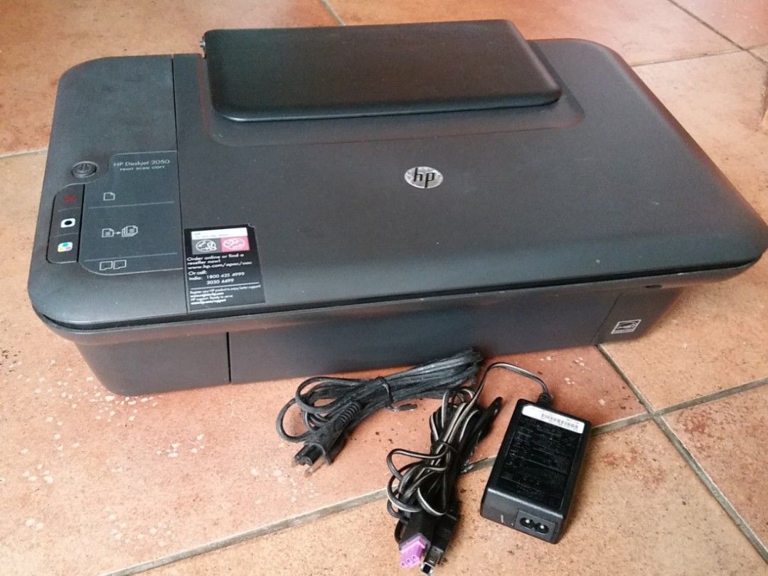 Printer HP DeskJet 2050 print scan copy, Elektronik, Bagian Komputer ...