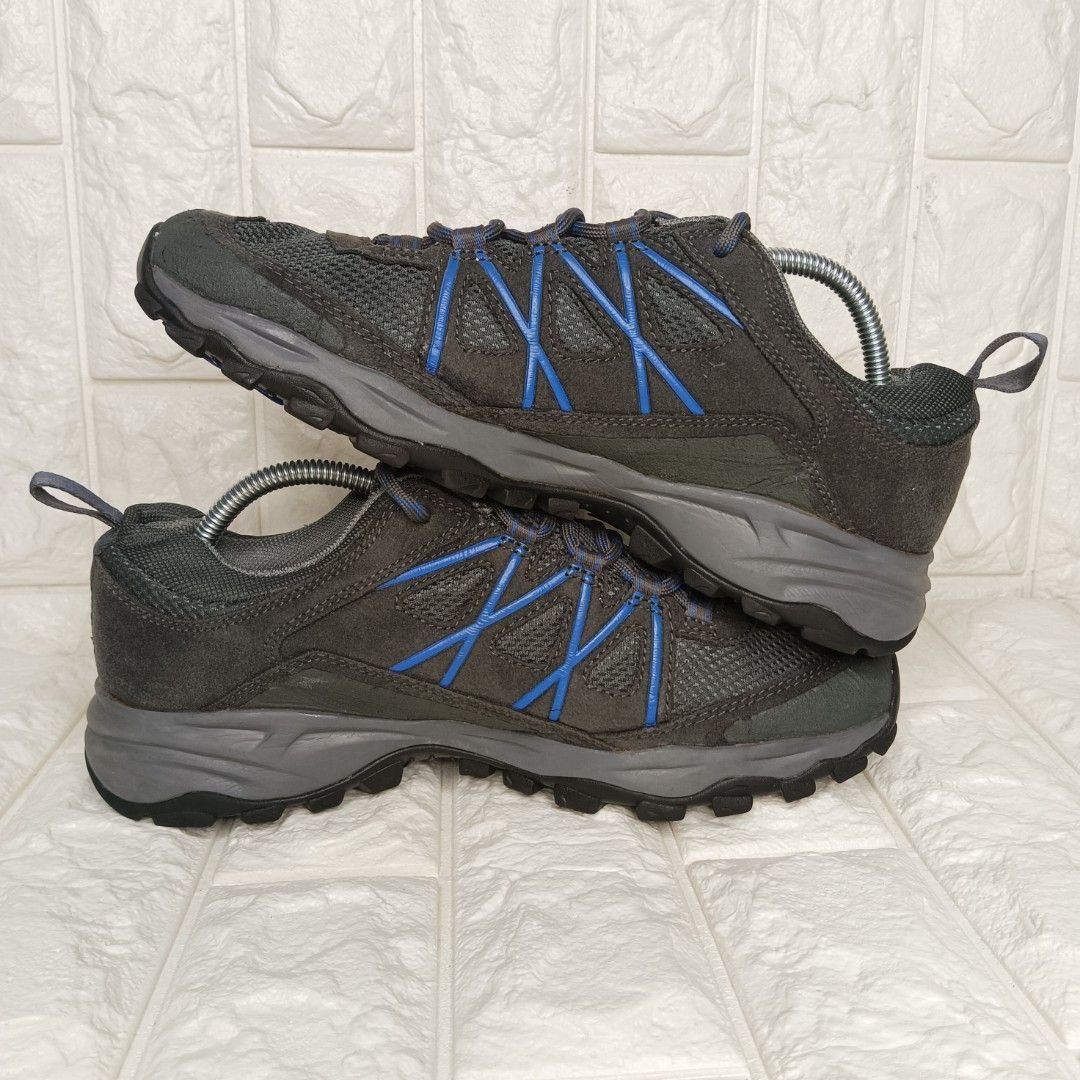 TNF The North Face, Fesyen Pria, Sepatu , Sneakers di Carousell