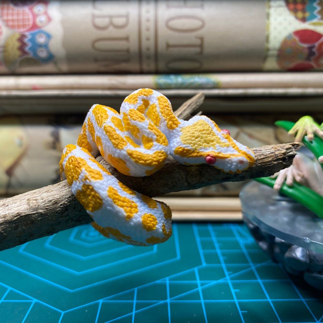 Bandai Gashapon Ball Python Miniature Figure, Hobbies & Toys, Toys ...