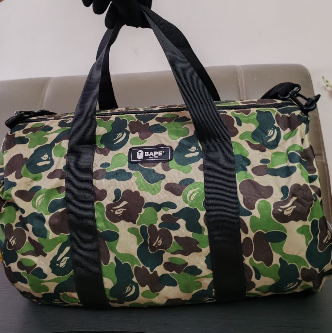 Bape small travel bag, menarik!, Men's Fashion, Bags, Sling Bags on ...