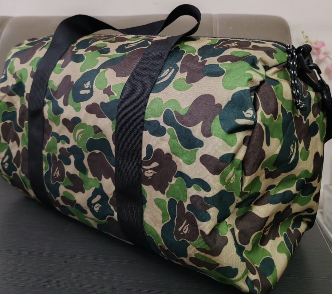 Bape small travel bag, menarik!, Men's Fashion, Bags, Sling Bags on ...