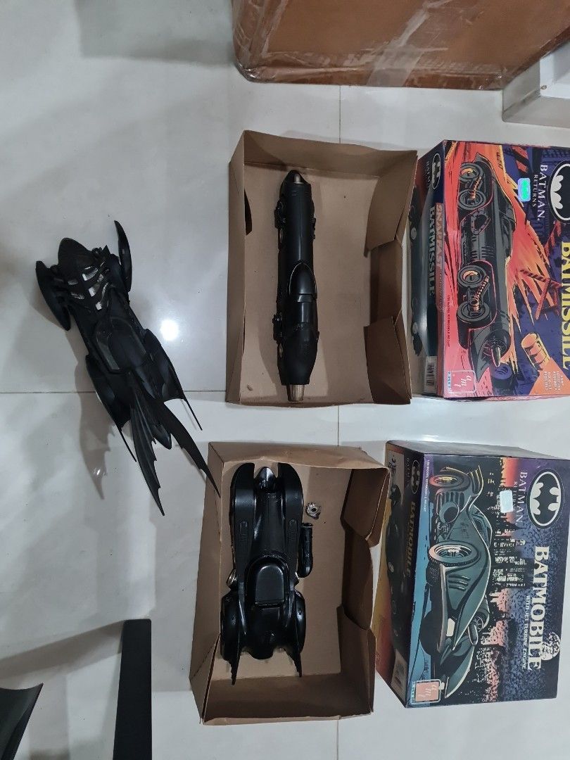 Batman batmobile robin riddler, Hobbies & Toys, Toys & Games on Carousell