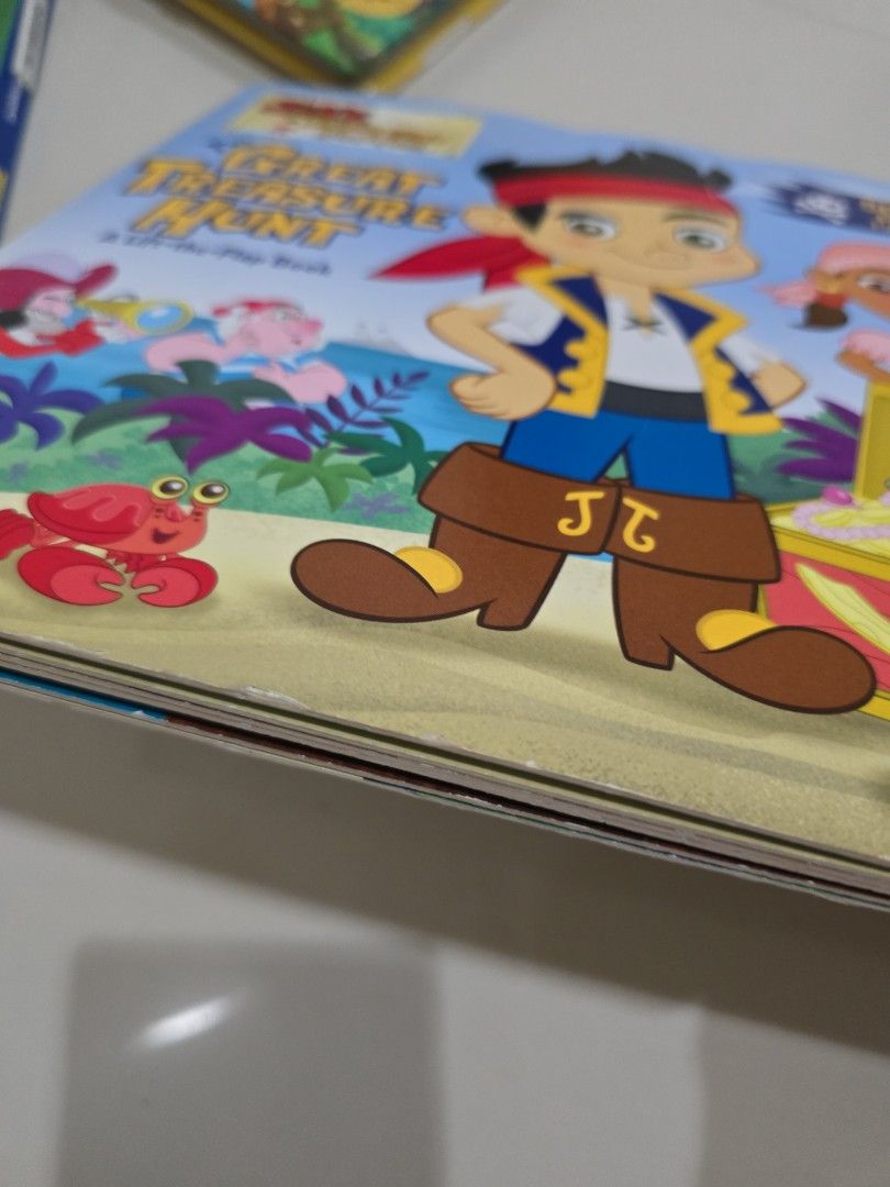 BOOK JAKE PIRATES DISNEY ORIGINAL TEBAL BESAR, Buku & Alat Tulis, Buku ...