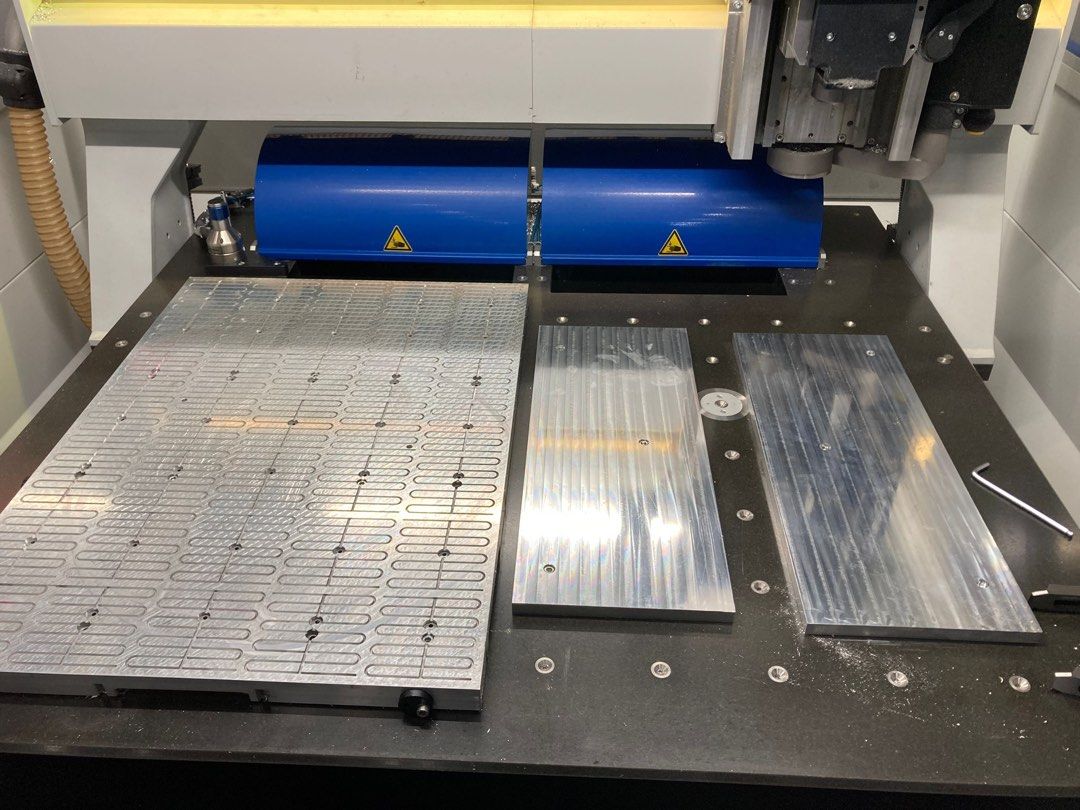 DATRON M8 Cube: CNC Milling Machine, made in Germany on Carousell