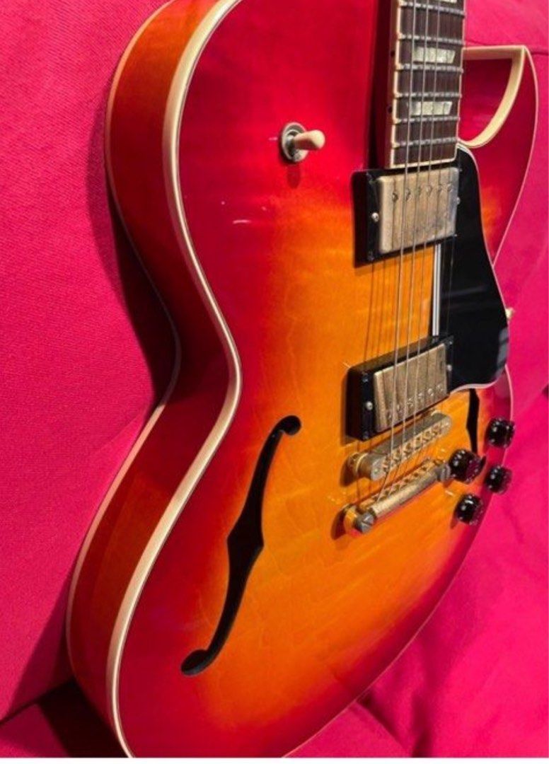 GIBSON ES-137, Hobbies & Toys, Music & Media, Musical Instruments on ...