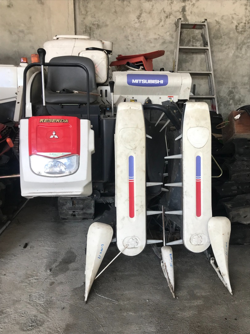 Mini combine rice harvester, Commercial & Industrial, Industrial ...