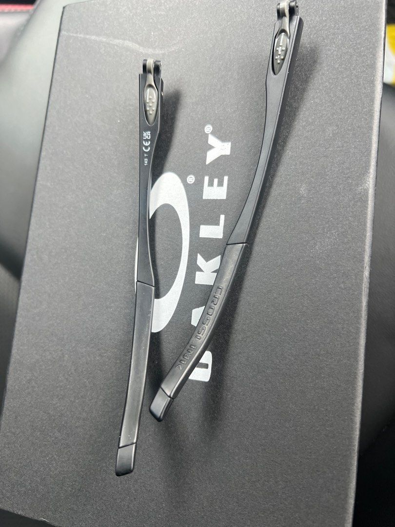 Oakley Crosslink Fit Temples Original, Men's Fashion, Watches & Accessories, Sunglasses ...
