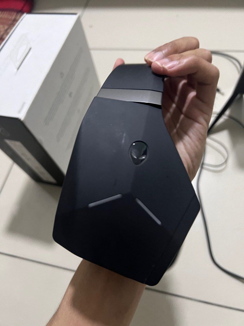 Original Alienware AW988, Audio, Headphones & Headsets on Carousell