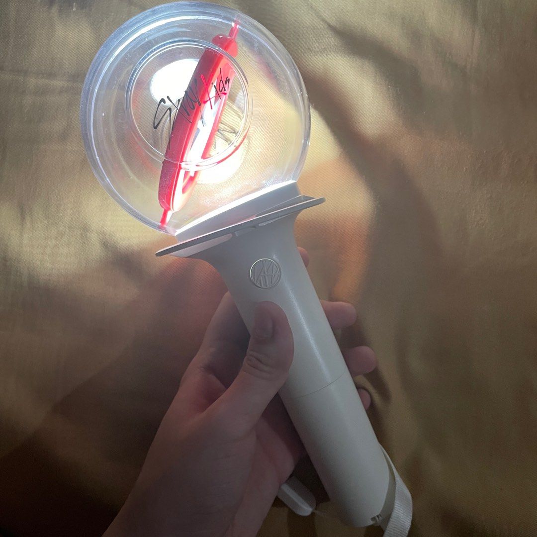 Stray Kids Official Light Stick Nachimbong Ver. 1, Hobbies & Toys ...