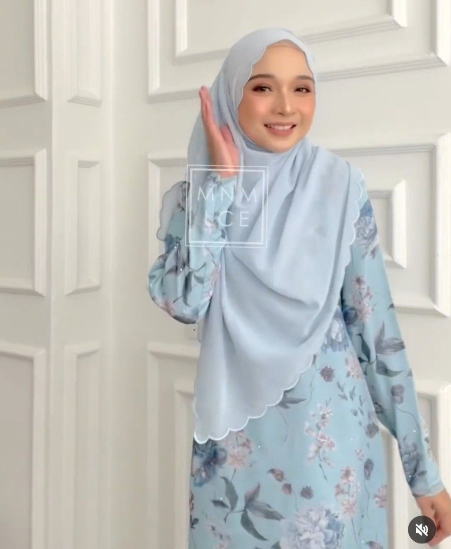 Sulaman shawl minimalace, Women's Fashion, Muslimah Fashion, Hijabs on ...