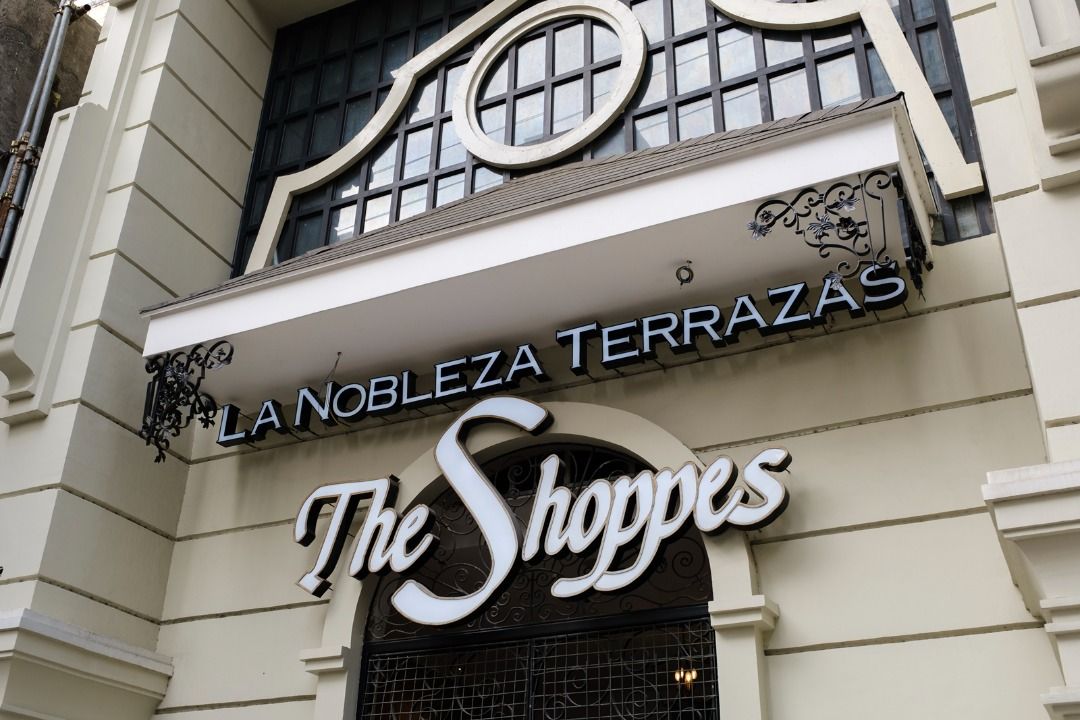 Unit 2g + 2c Commercial Space For Rent At The Shoppes La Nobleza 