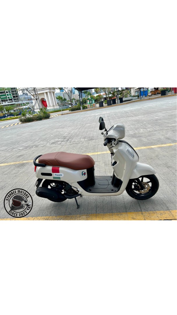 Yamaha Fazzio Removable Leather Seat Cover, Motorbikes, Motorbike Parts ...