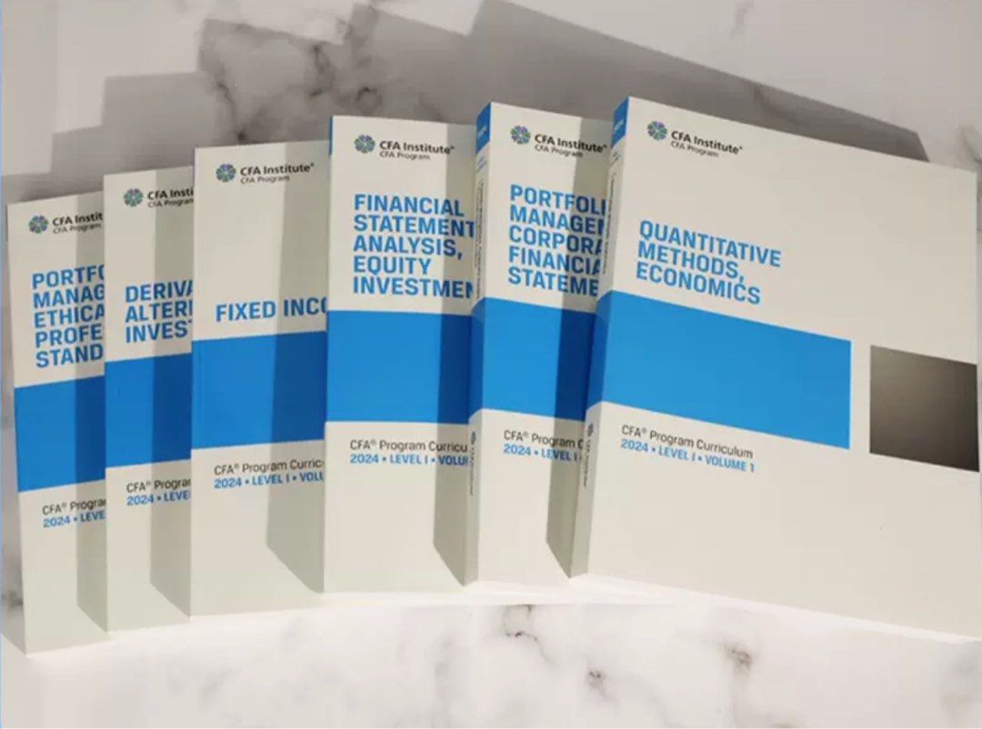 2024 CFA Program Curriculum Box Set (Level 1/2/3 available), Hobbies ...